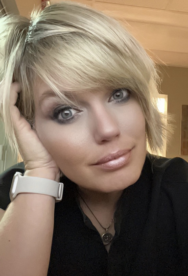 Lisa Lis's Instagram, Twitter & Facebook on IDCrawl